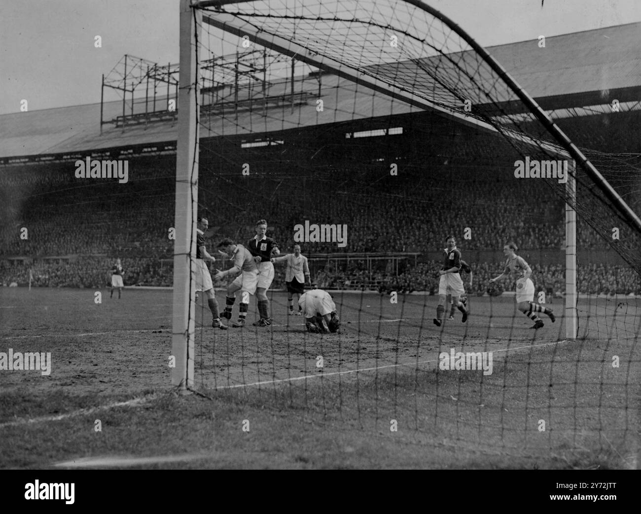 1940s hampden park hi-res stock photography and images - Alamy