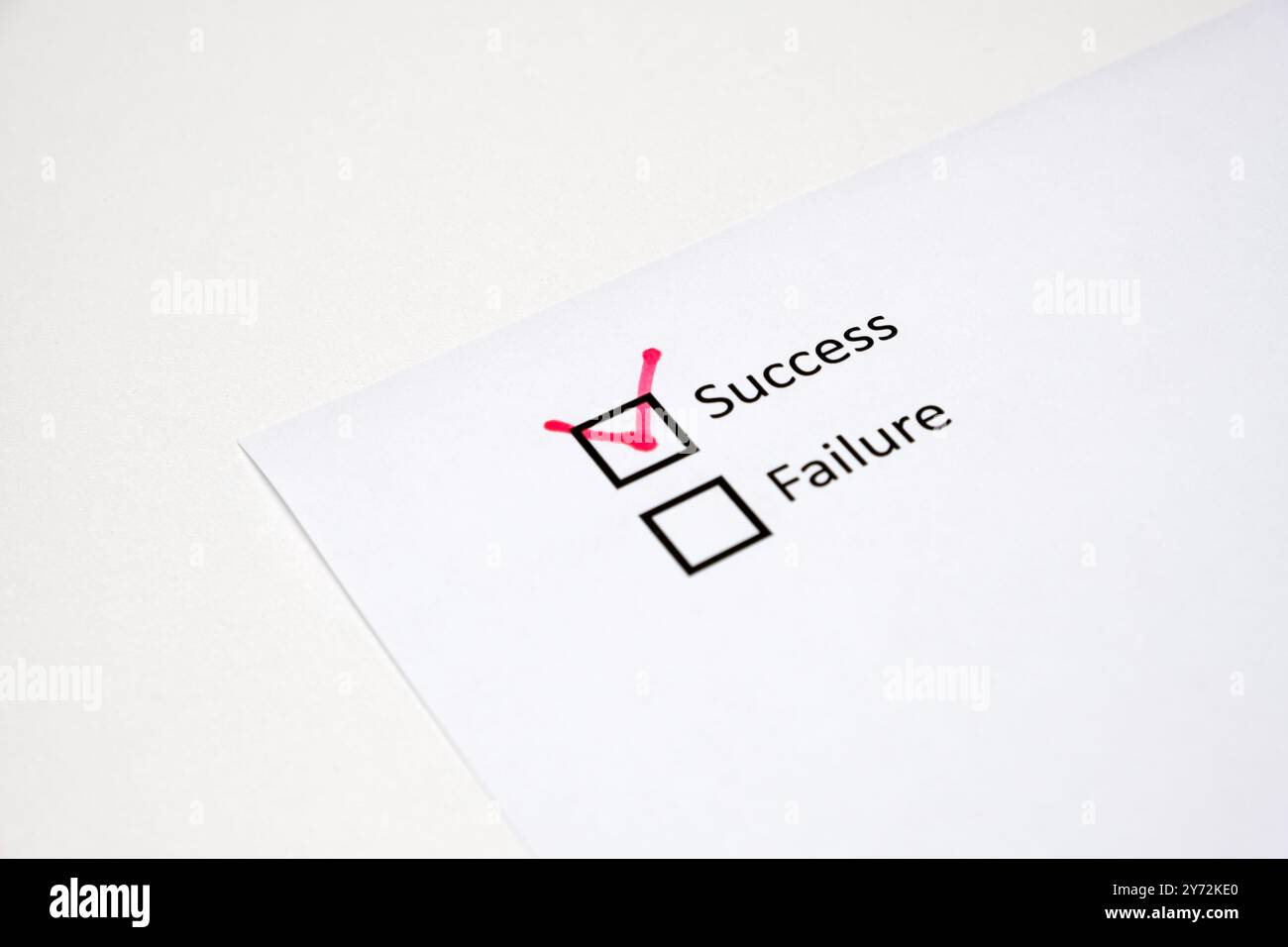 Check in sheet hi-res stock photography and images - Alamy