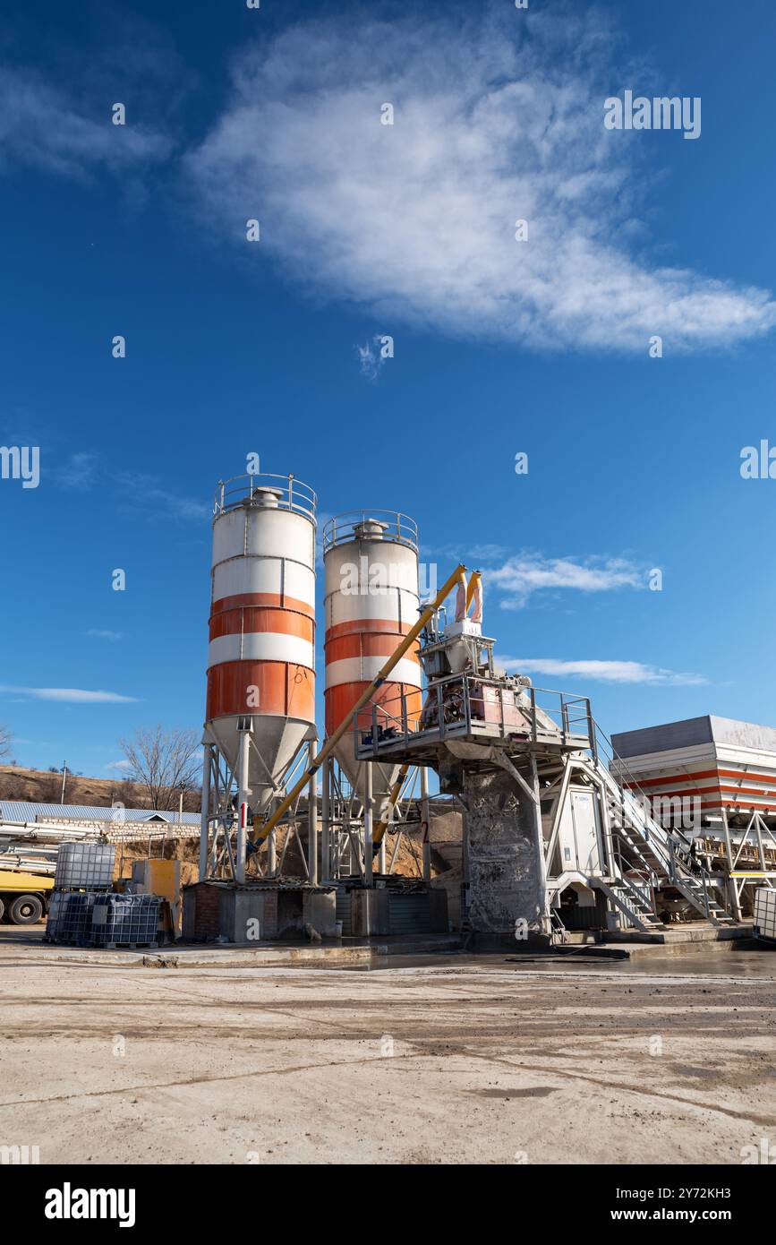 plant for production and mix concrete with containers for cement and ...