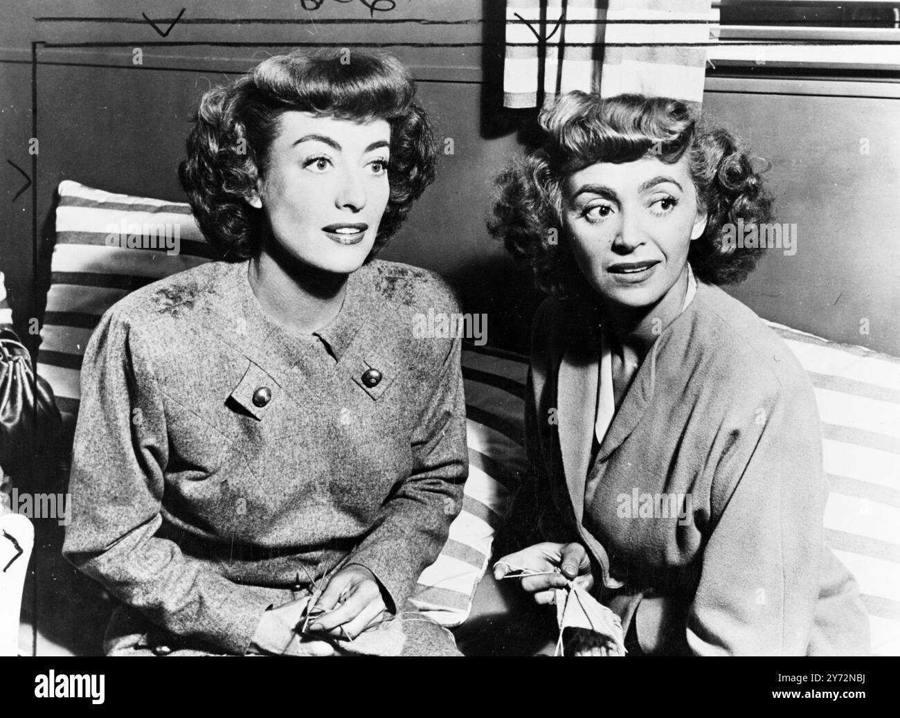 Joan crawford 1940s hi-res stock photography and images - Alamy