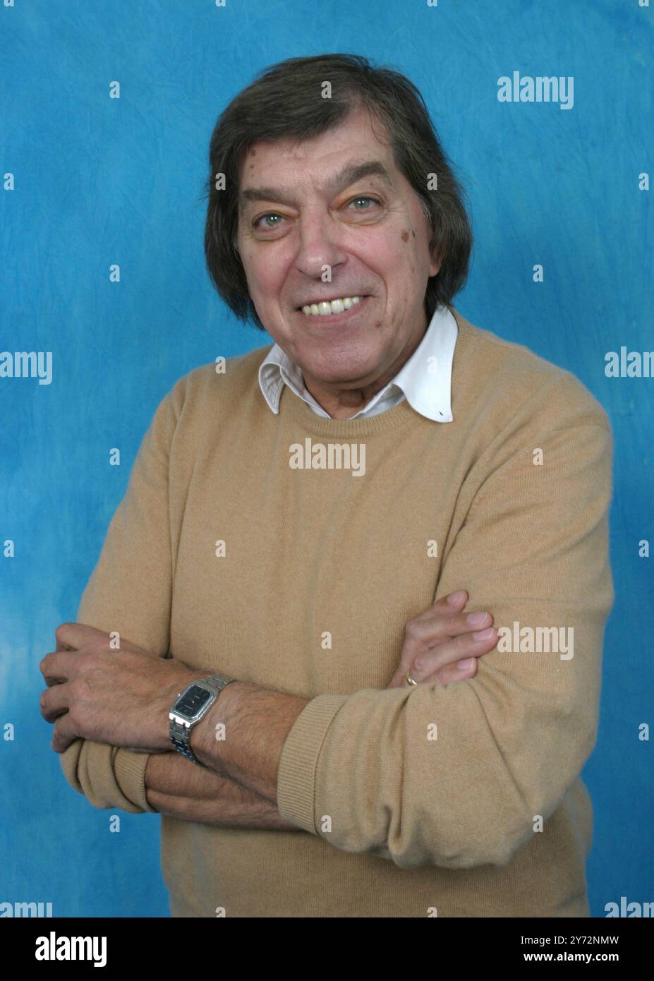 Live 30 jpg hi-res stock photography and images - Alamy