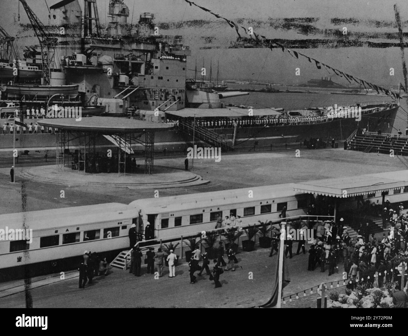 Royal tour of South Africa. The Royal Family, seen boarding me White ...