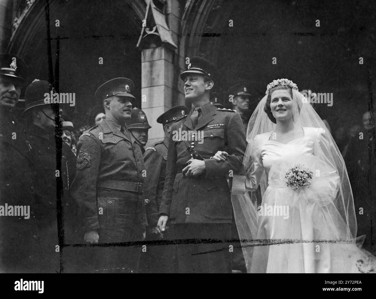 Father crown son daughter hi-res stock photography and images - Alamy