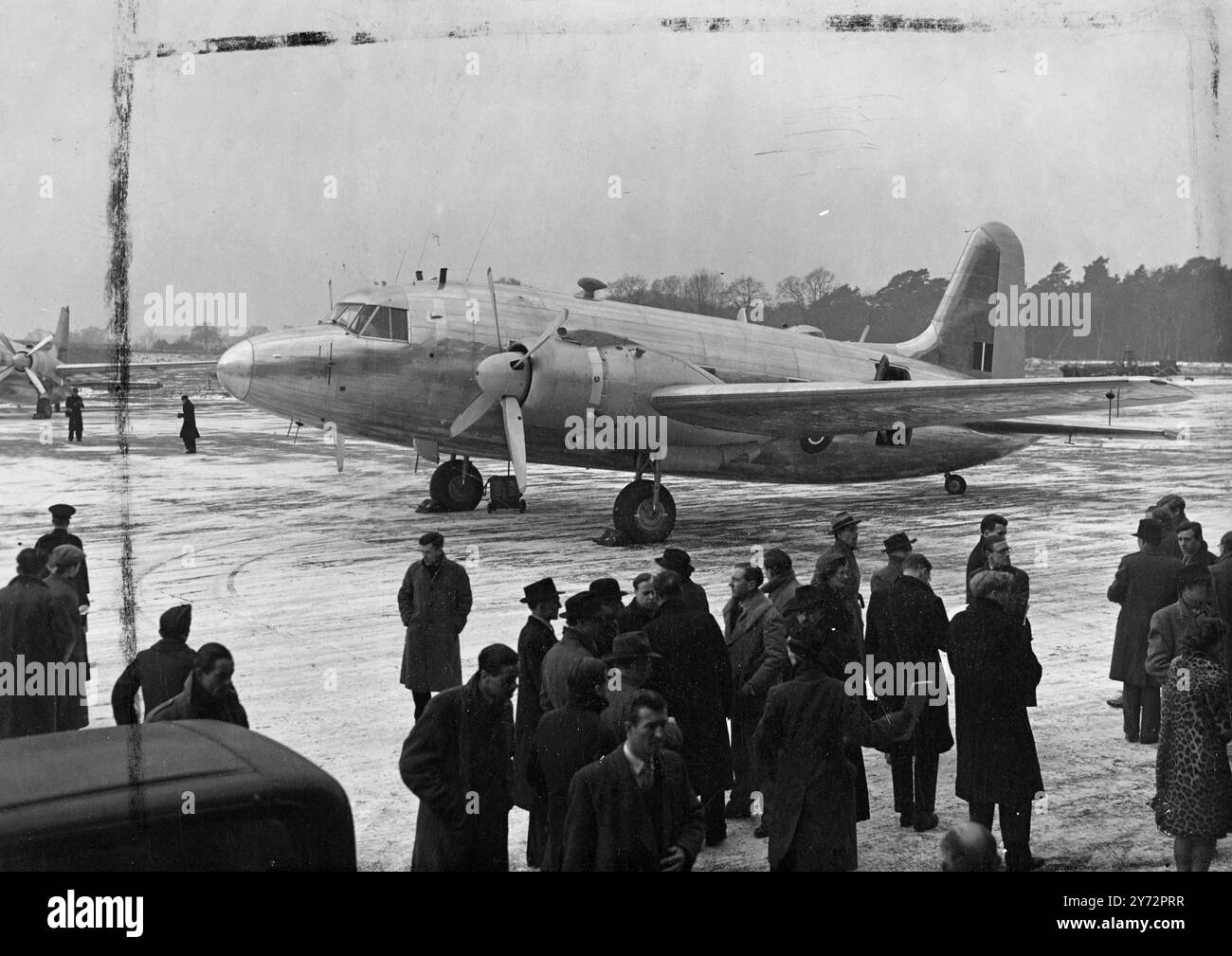 The King's flight. The four Vickers Armstrong twin-engine Viking ...