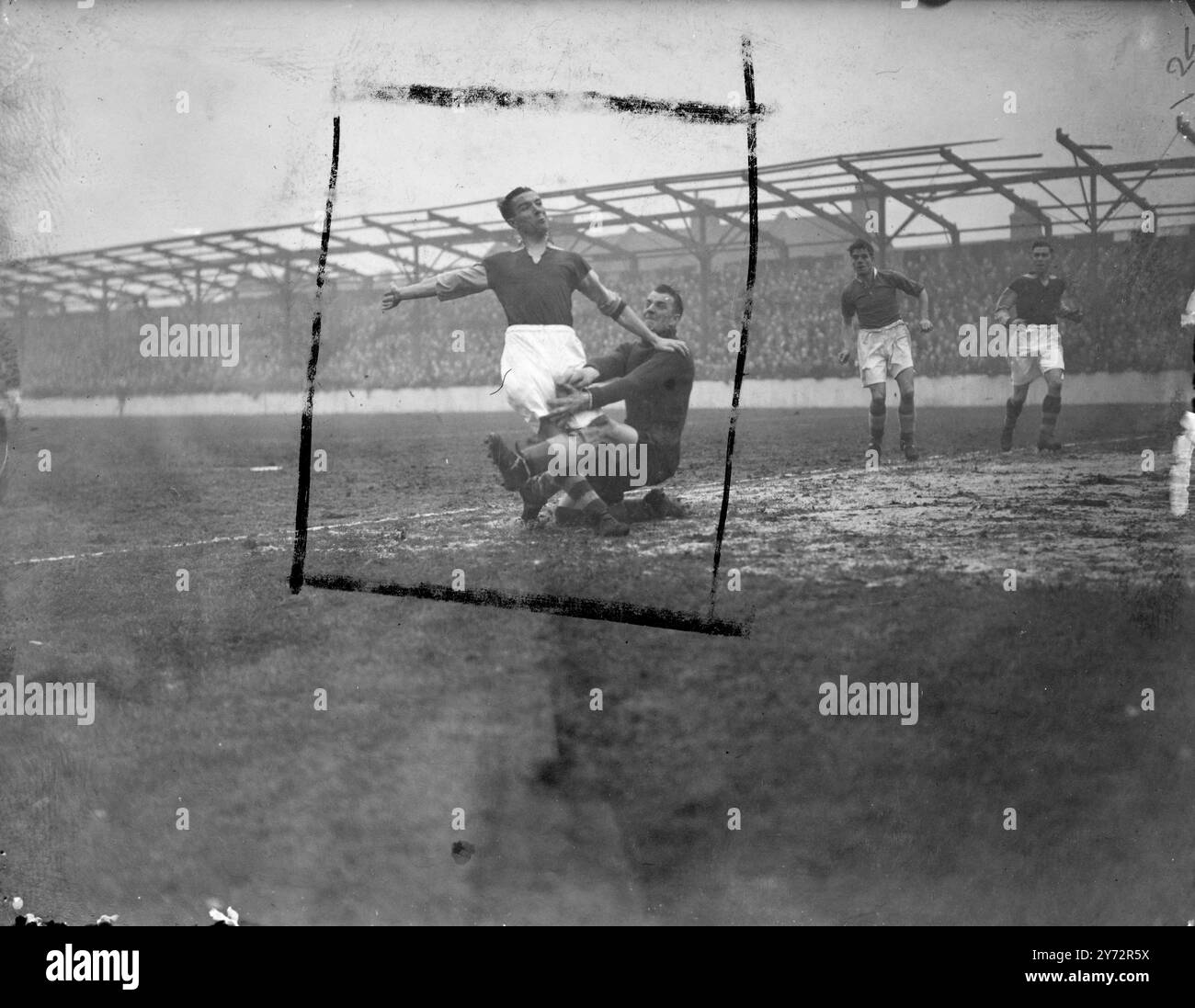 City photo shoot Black and White Stock Photos & Images - Alamy