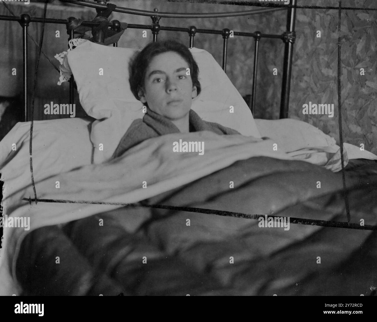 13 year old girl from back hi-res stock photography and images - Alamy