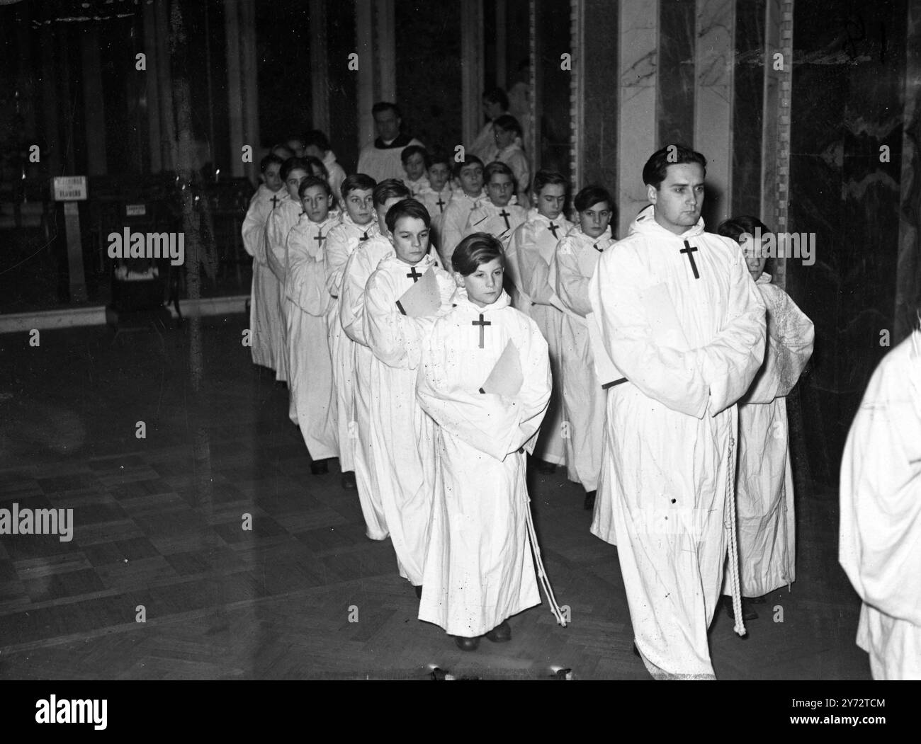 Bbc singers hi-res stock photography and images - Alamy