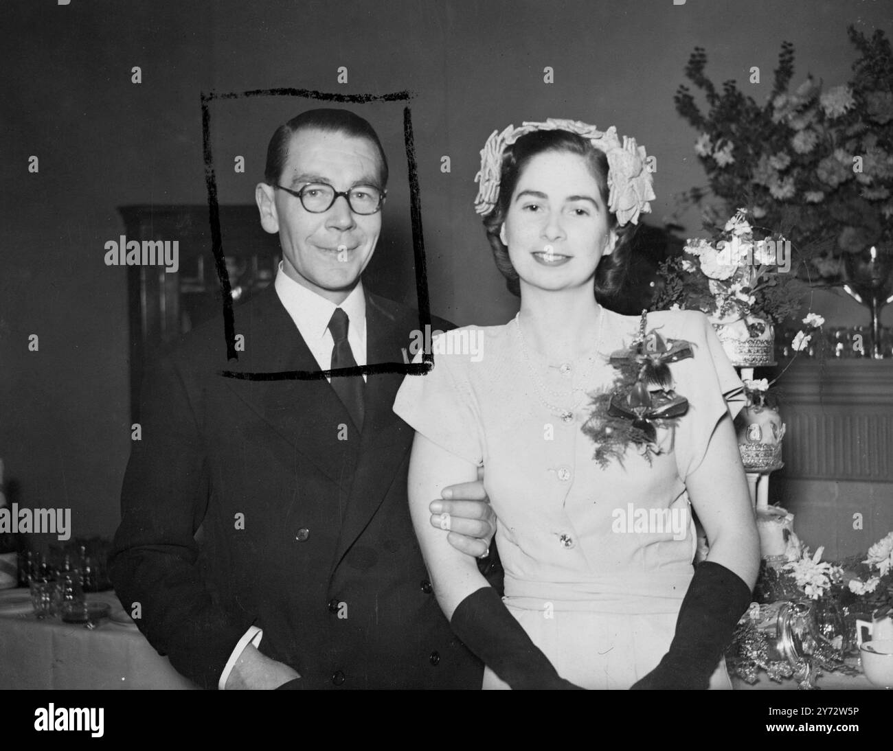 Mr Frank Phillips, BBC newsreader was married to Miss Barbara Holmes ...