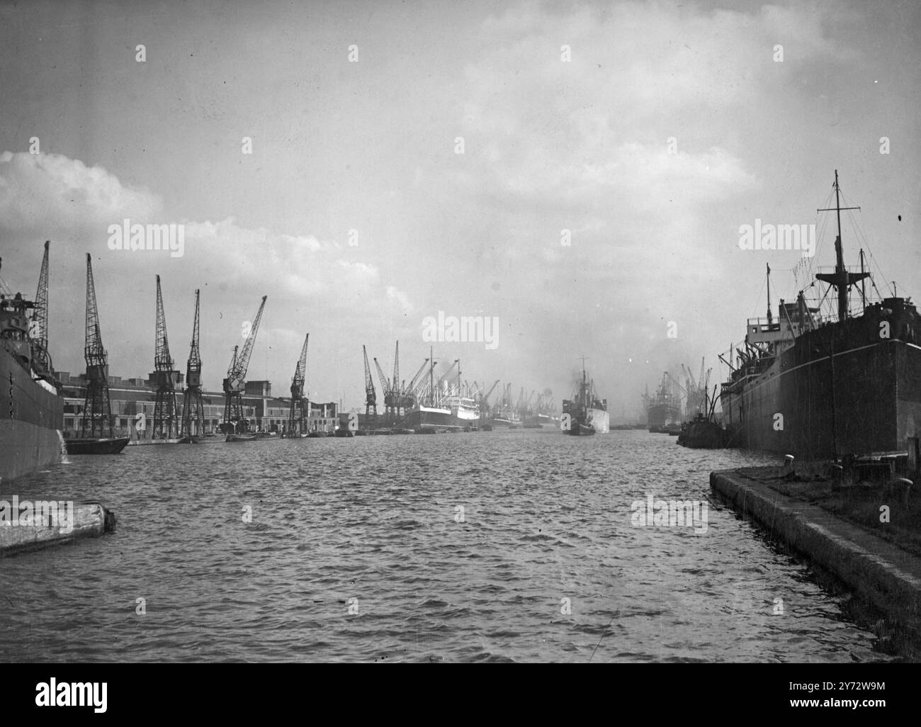 The Royal Albert Dock- one of three docks in the Royal Group of Docks ...