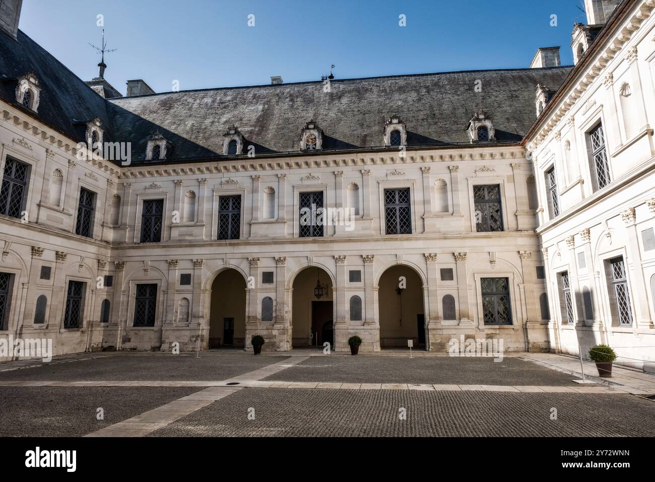 Ancy le franc hi-res stock photography and images - Alamy