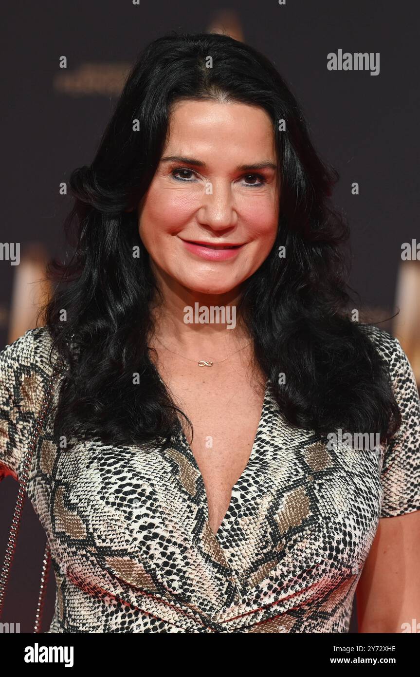 Schauspielerin Mariella Ahrens kommt zur Gala und Verleihung des ...