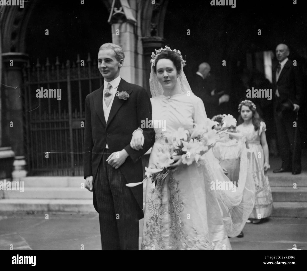 Sir Geoffrey Davson, Bt, late Welsh guards, elder son of the late Sir ...
