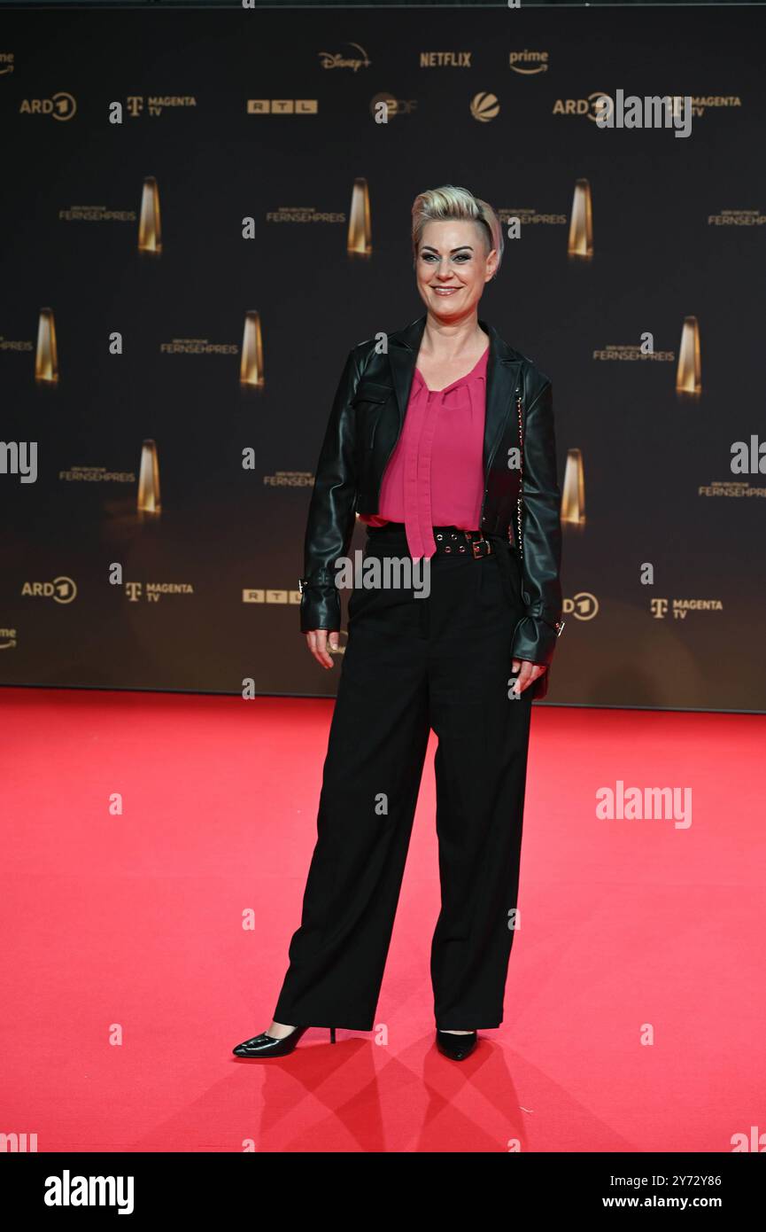 Medizinerin Carola Holzner kommt zur Gala und Verleihung des Deutschen ...