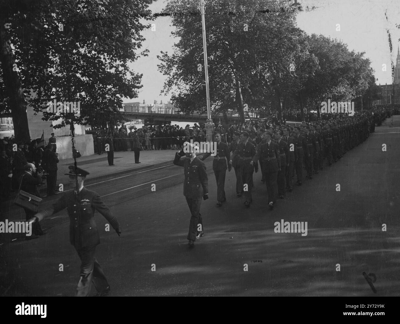 ontingents from the Anti-Aircraft Command oft he army and RAF Commands ...