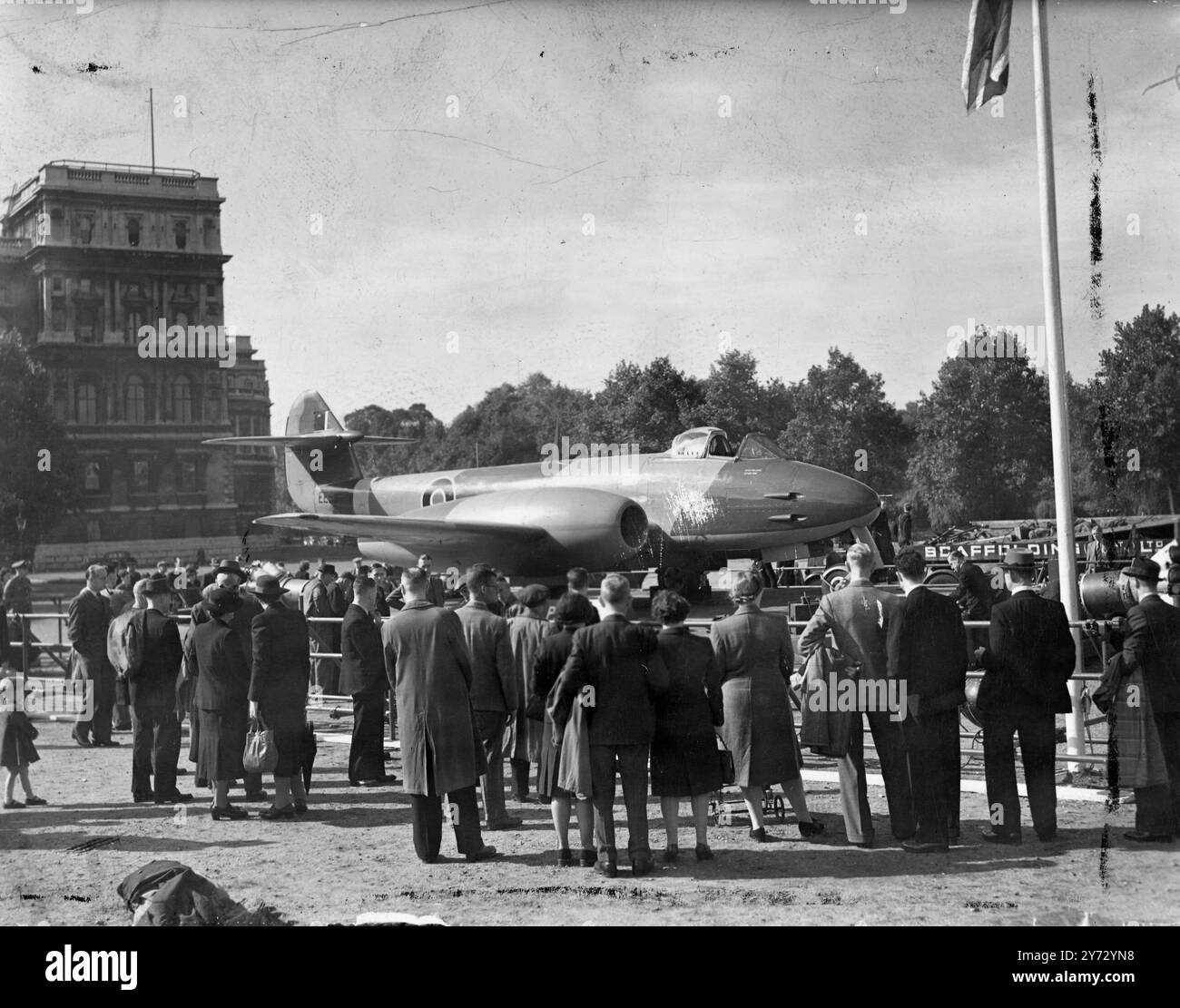 Record-breaking jet on show, one of Britain's record-breaking Gloster ...