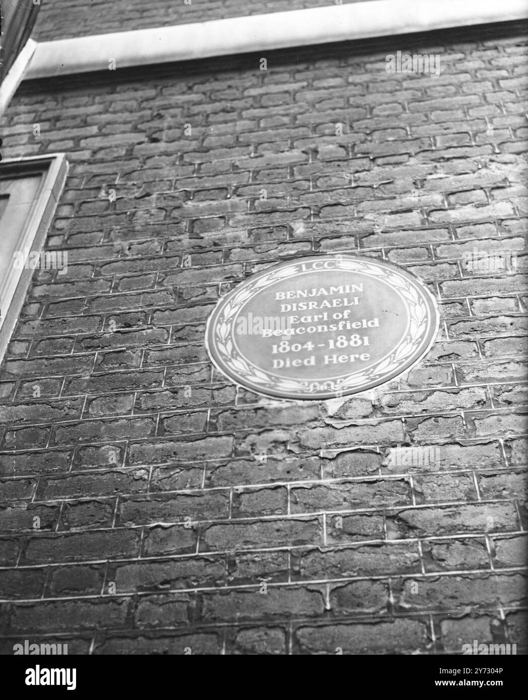 This plaque on the wall of a house in Curzon Street commemorates Prime ...