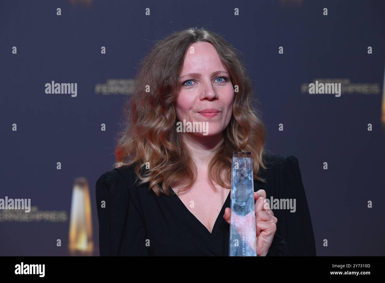 Moderatorin Sarah Bosetti als Preisträger bei der Gala und Verleihung ...