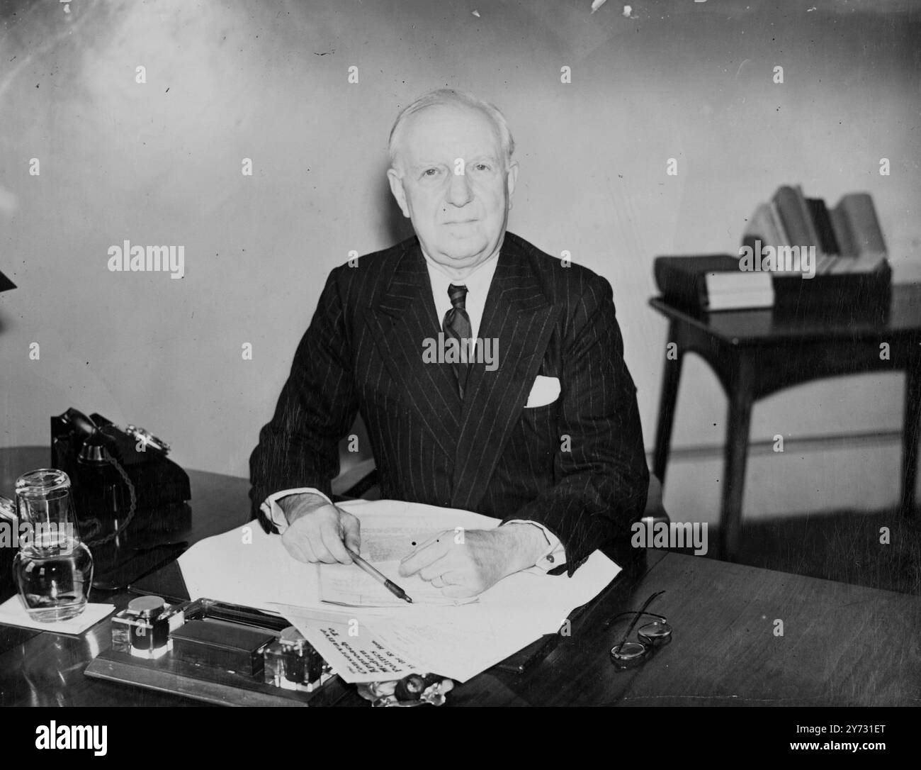 Lord Woolton is new Conservative chairman. New portrait of Lord Woolton ...