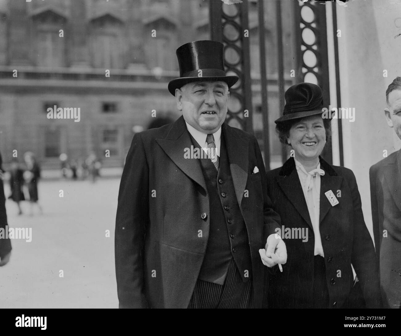 Investiture at the Palace. His Majesty the King this morning (Tuesday ...