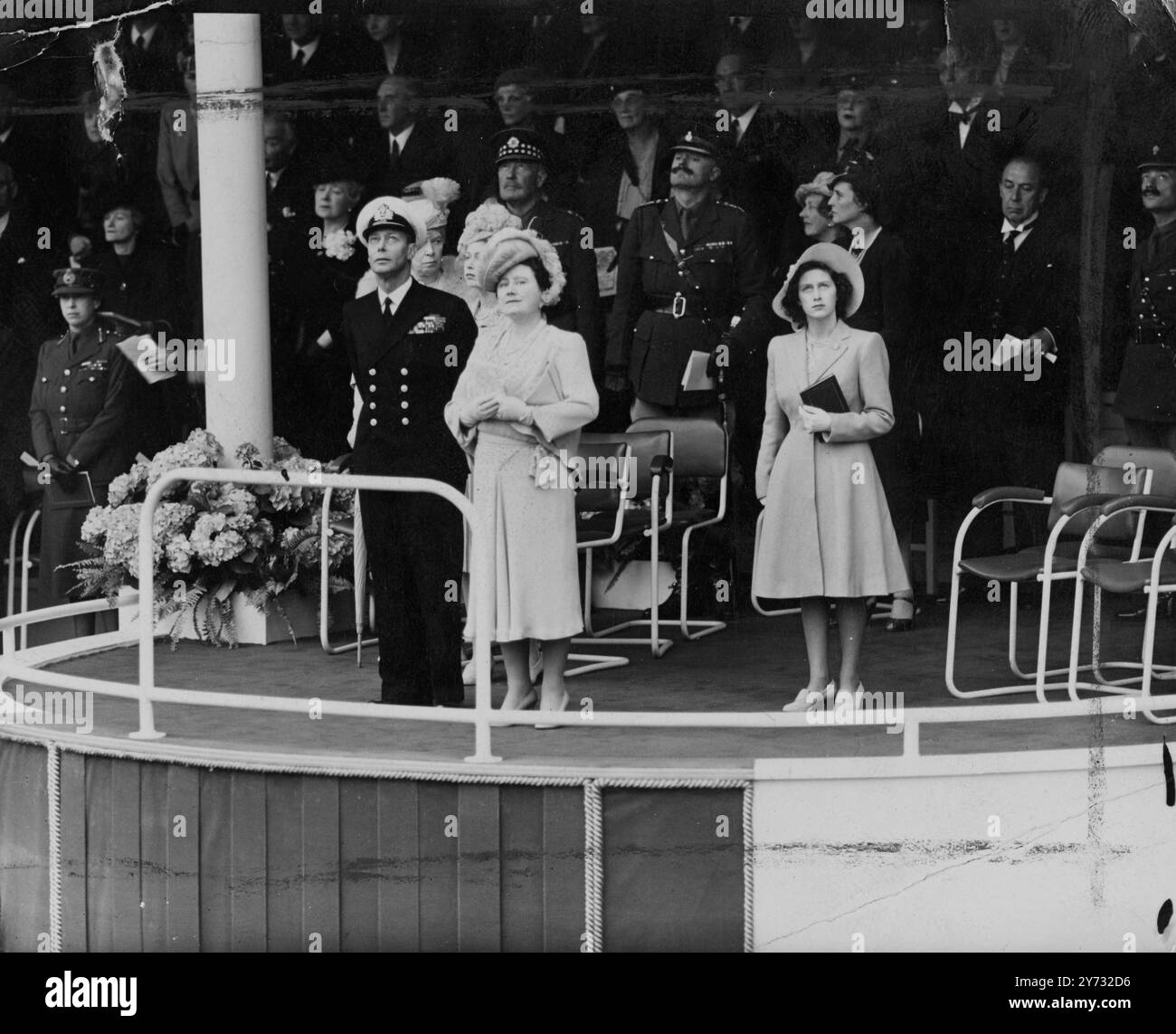 Wwii parade 1946 hi-res stock photography and images - Alamy