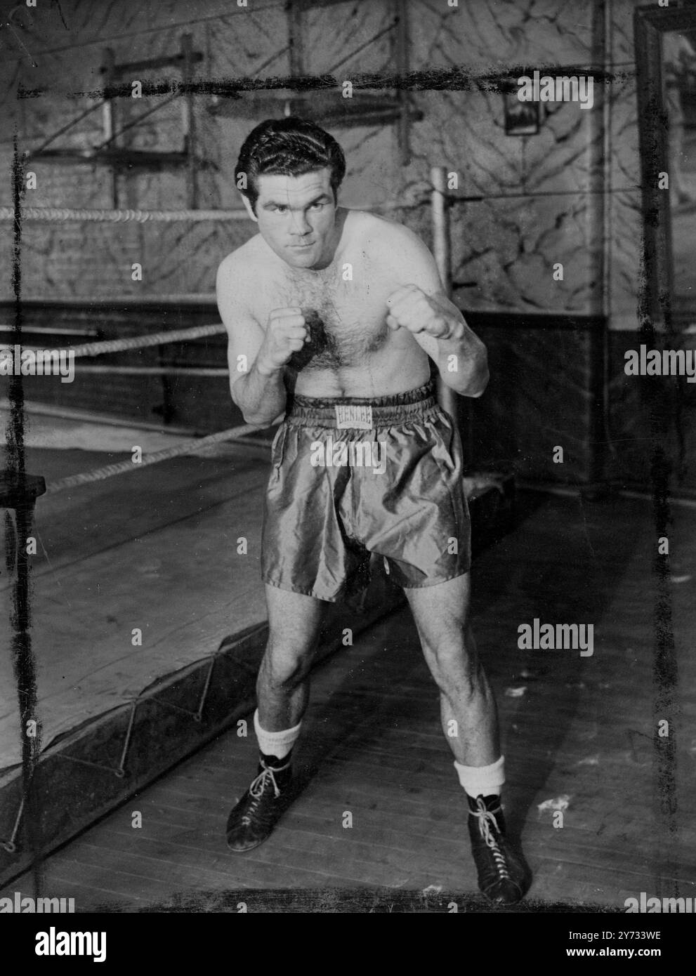 English boxing champion Freddie Mills. 24 April 1946 Stock Photo - Alamy