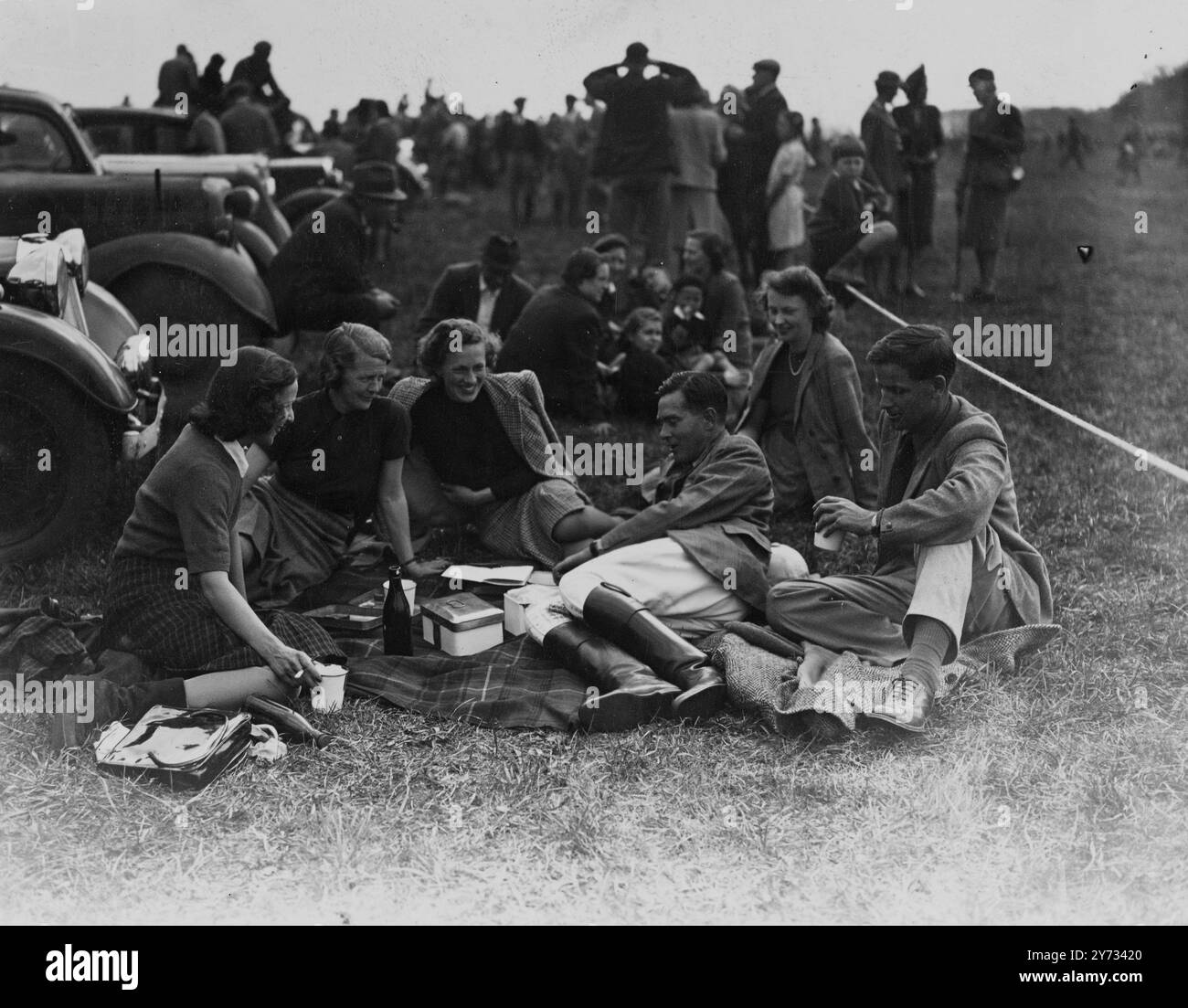 Photo shows Left to right: Mrs Synnott, Miss Tulip, Miss E. Sykes, Miss ...