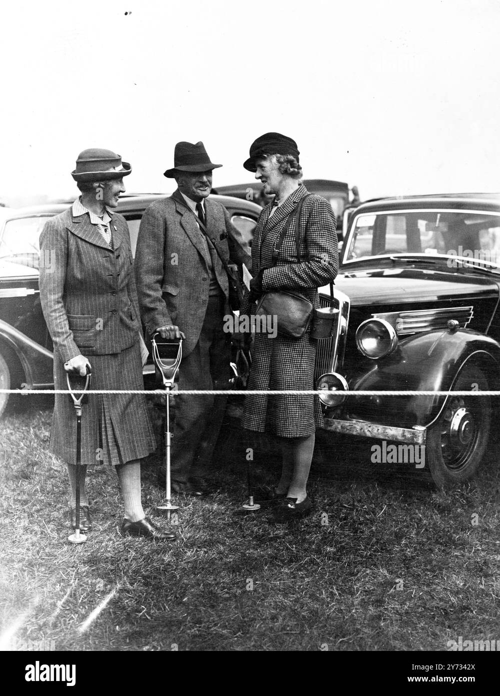 Lady Sergison Brooke, Gen. Sir Bertram Sergison Brooke and the Hon. Mrs ...