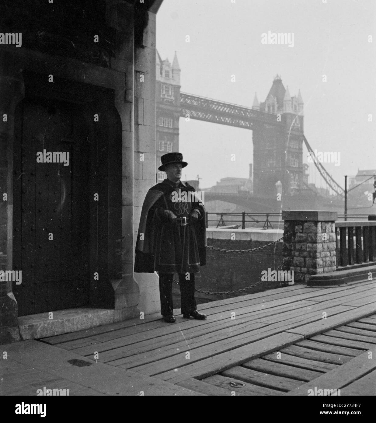 Beefeaters tower Black and White Stock Photos & Images - Alamy