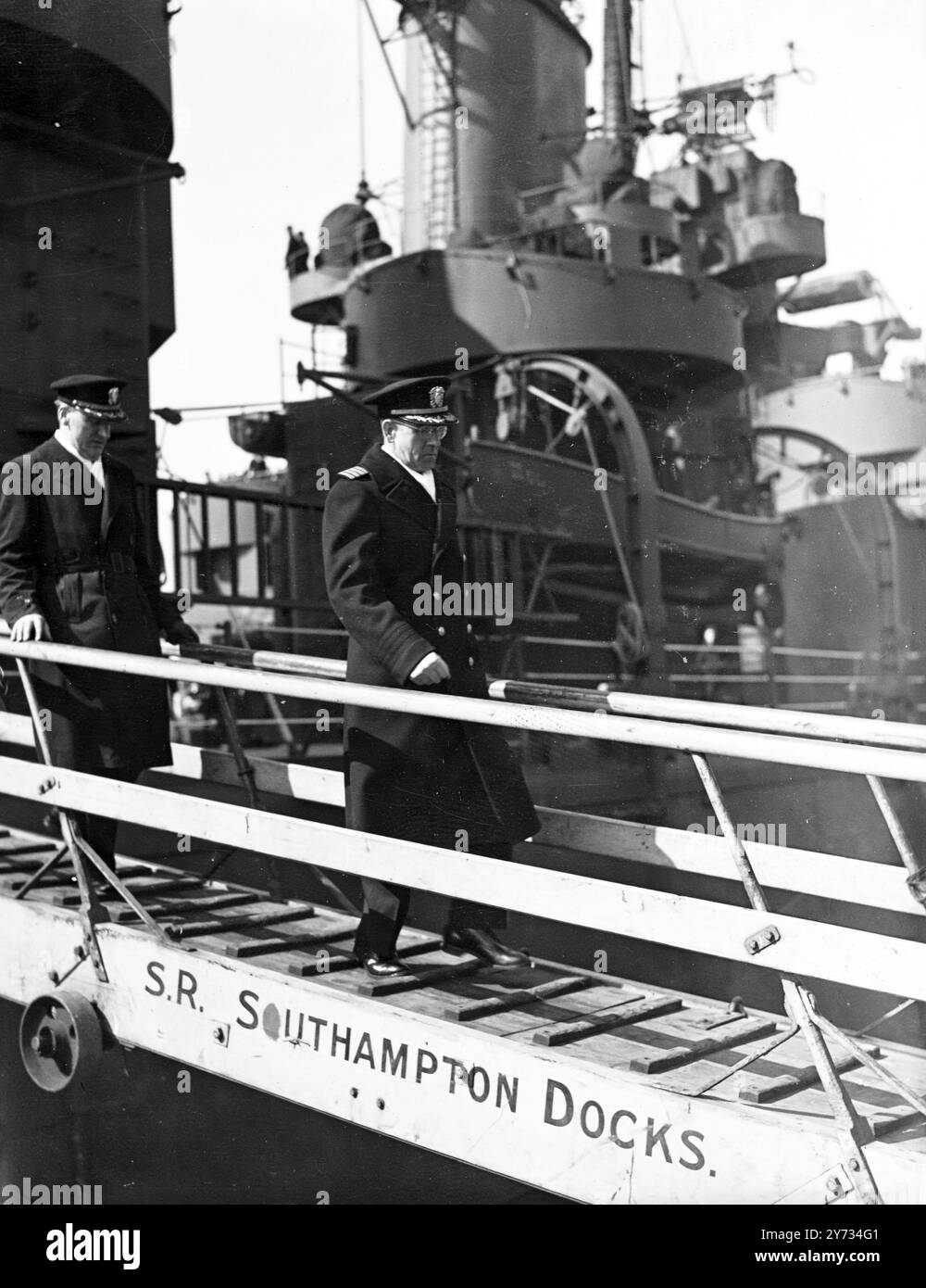 Units of the US Navy are paying seven courtesy calls on British ports ...