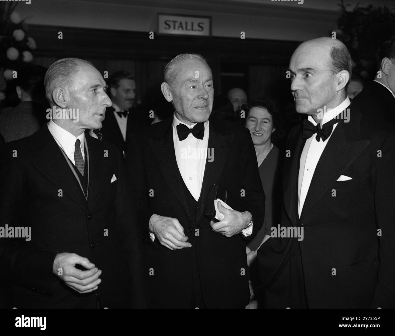Scott of the Antarctic film showing at Odeon, Leciester Square in ...