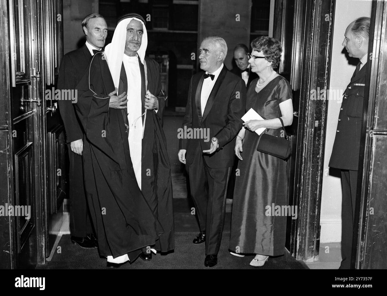 Ruler of dubai official visit hi-res stock photography and images - Alamy