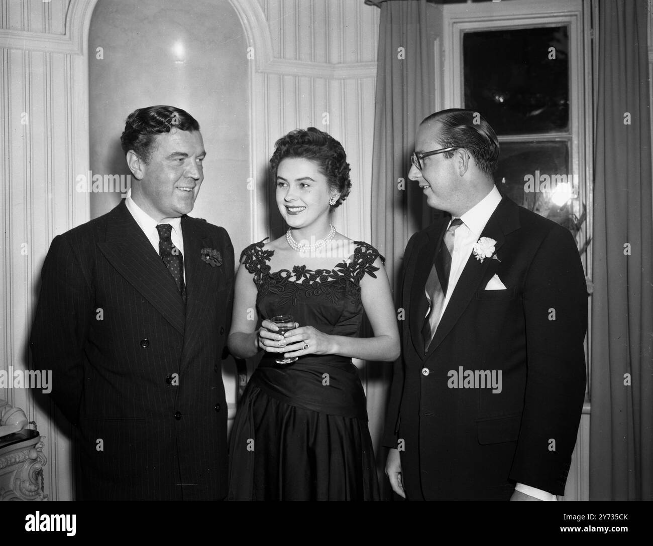 The Queen 's shoemaker ( Edward Rayne ) bought a house from the Queen ...