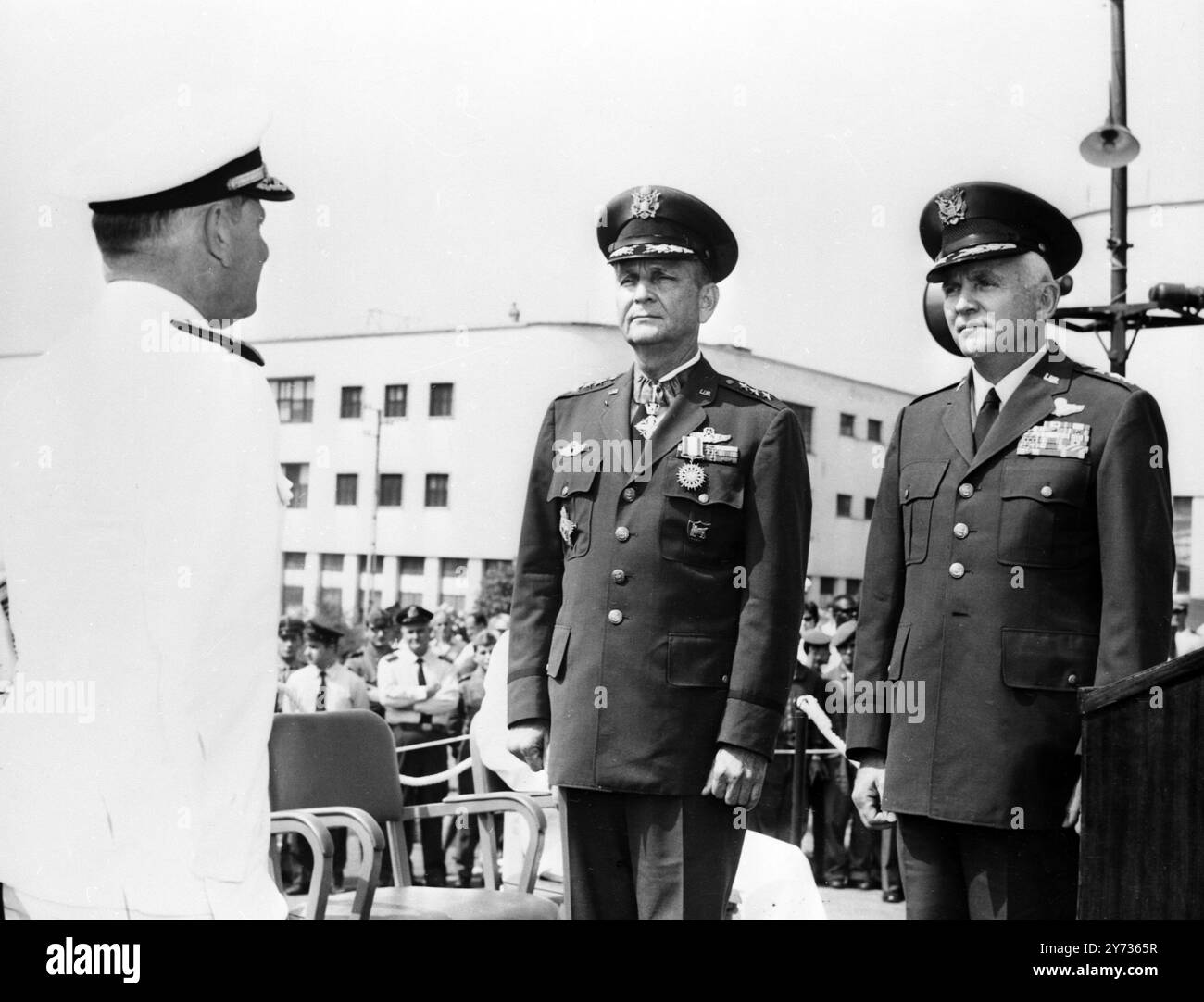 Change of Command AFSouth Post , Bagnoli , Italy : Admiral Horacio ...