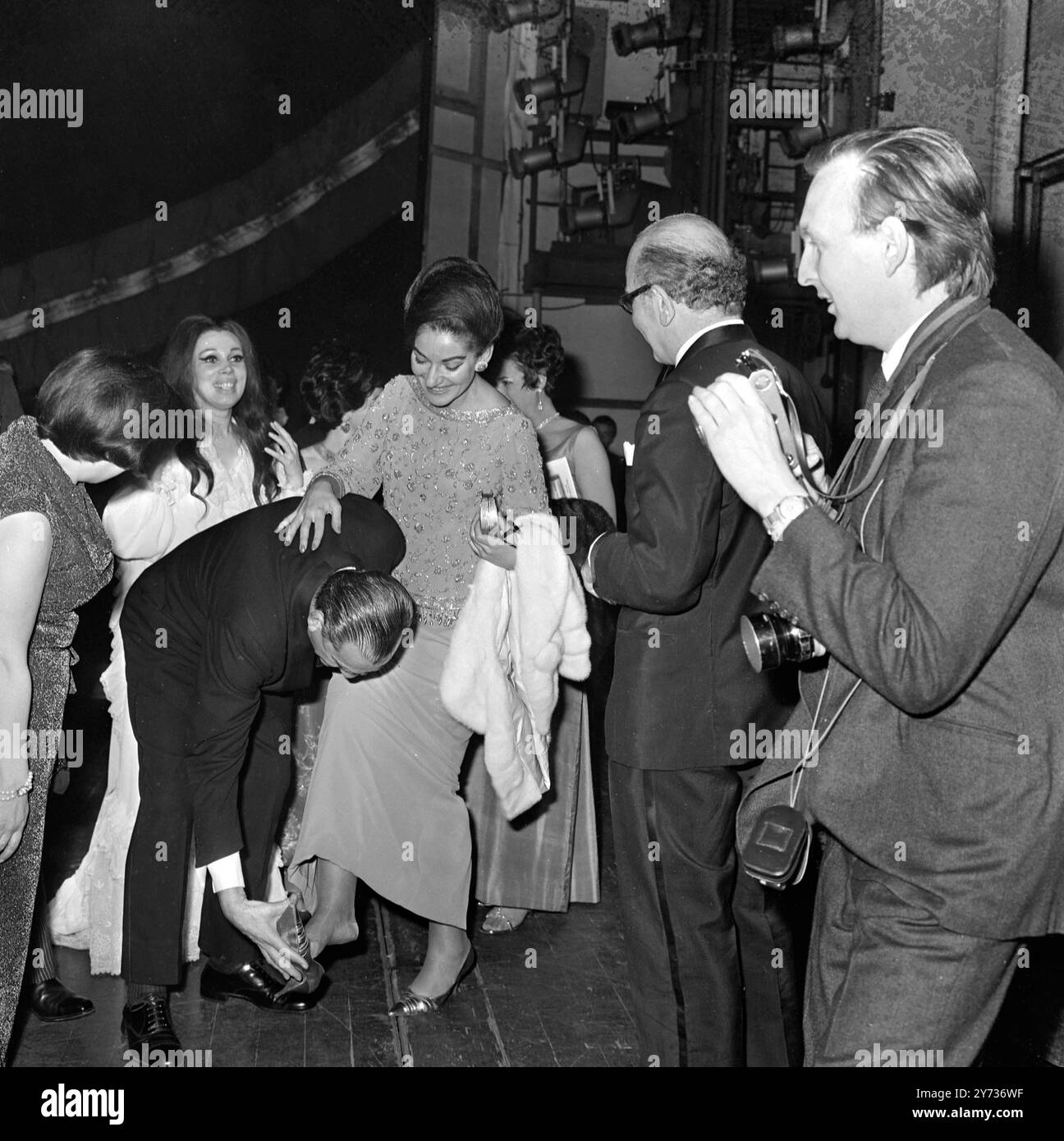 London ; Producer Luchino Visconti comes to the aid of world-famous ...