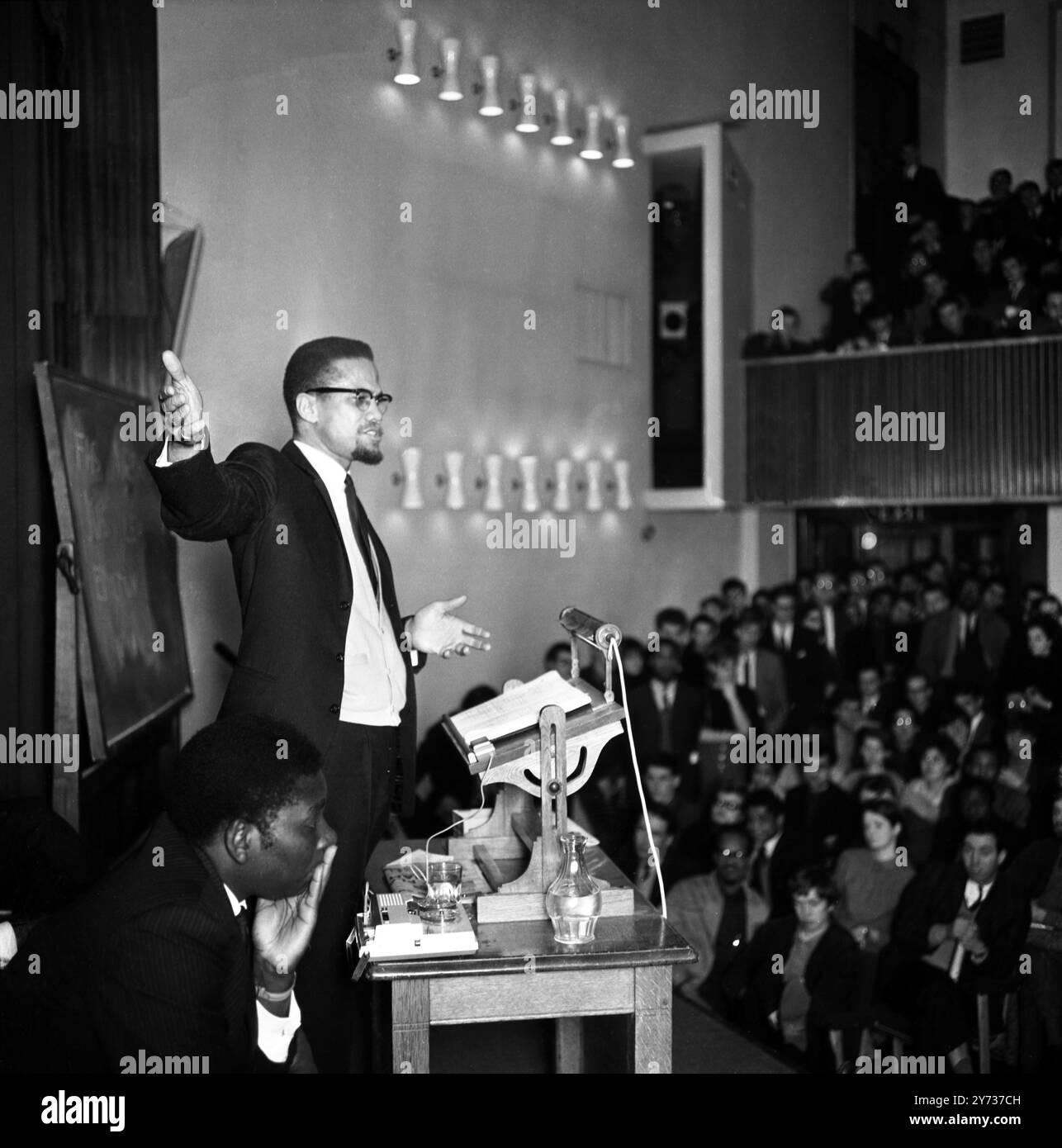 Malcolm x hi-res stock photography and images - Alamy