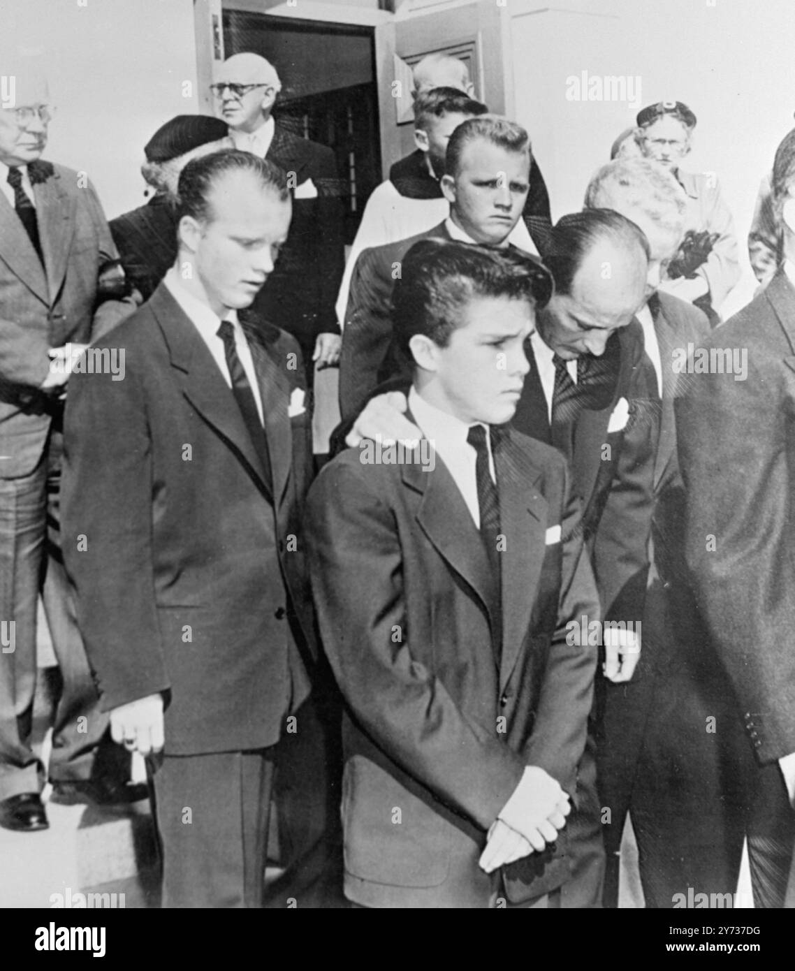 Dixie lee crosby hi-res stock photography and images - Alamy