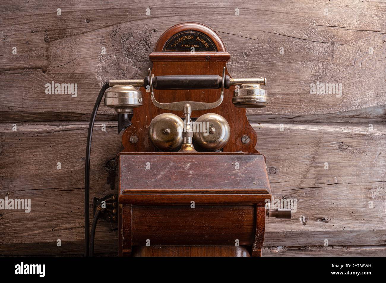 Telephone from the early 1900s hi-res stock photography and images - Alamy