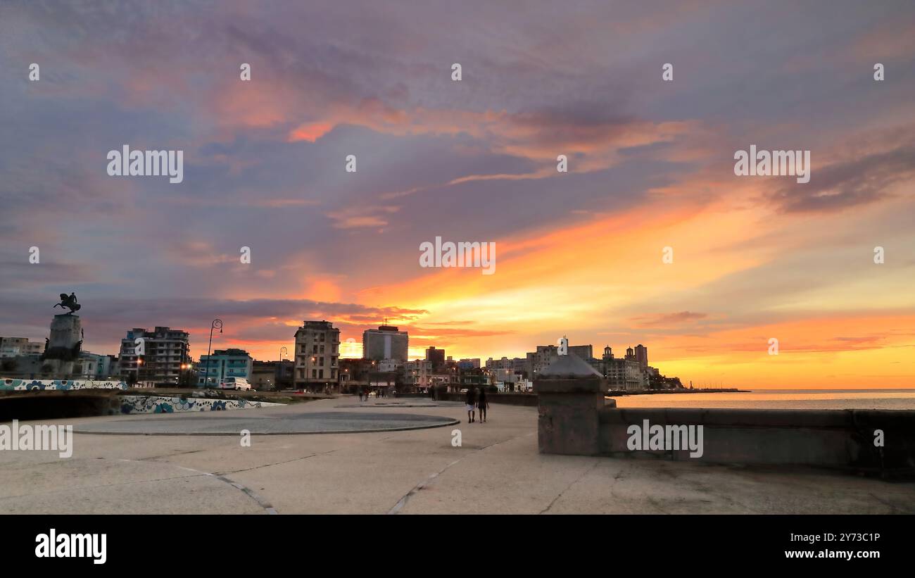 750 Row of buildings along the Malecon esplanade, seawall tract going ...