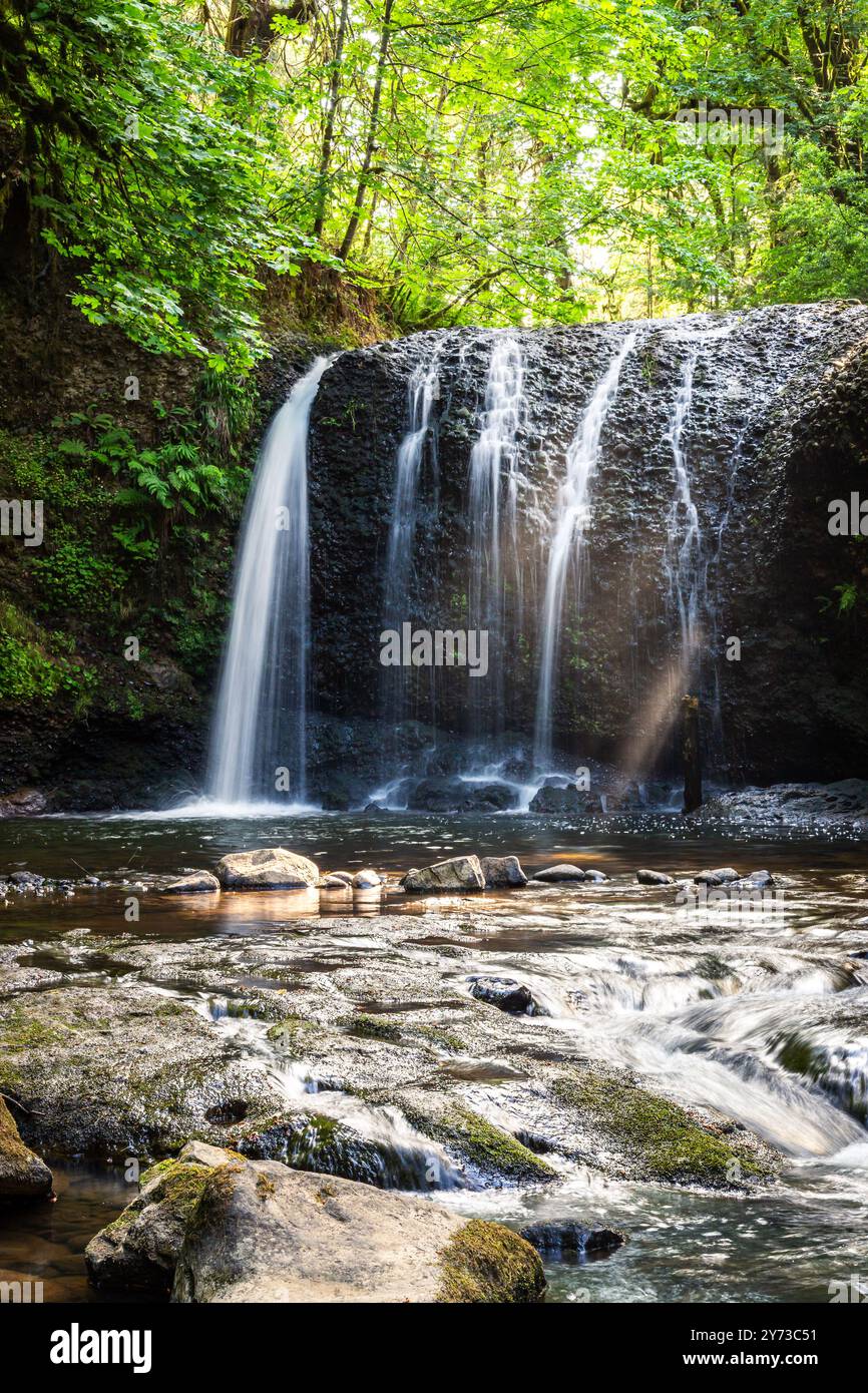 Water flowing over Hidden Falls in Happy Valley, Oregon Stock Photo - Alamy
