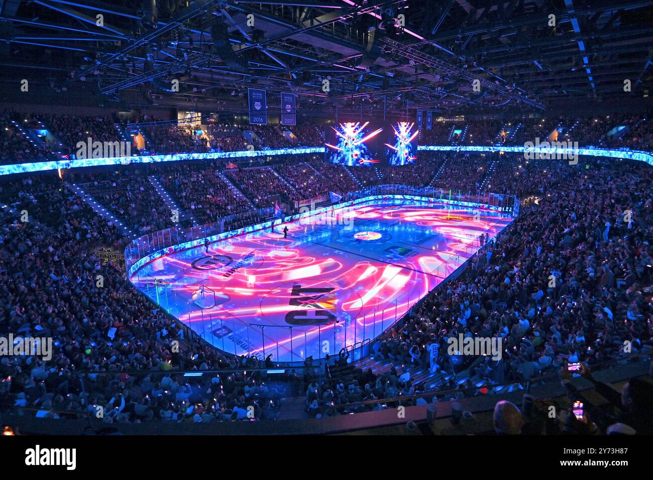 Munich, Deutschland. 27th Sep, 2024. Total, interior view, overview, official opening of SAP ...