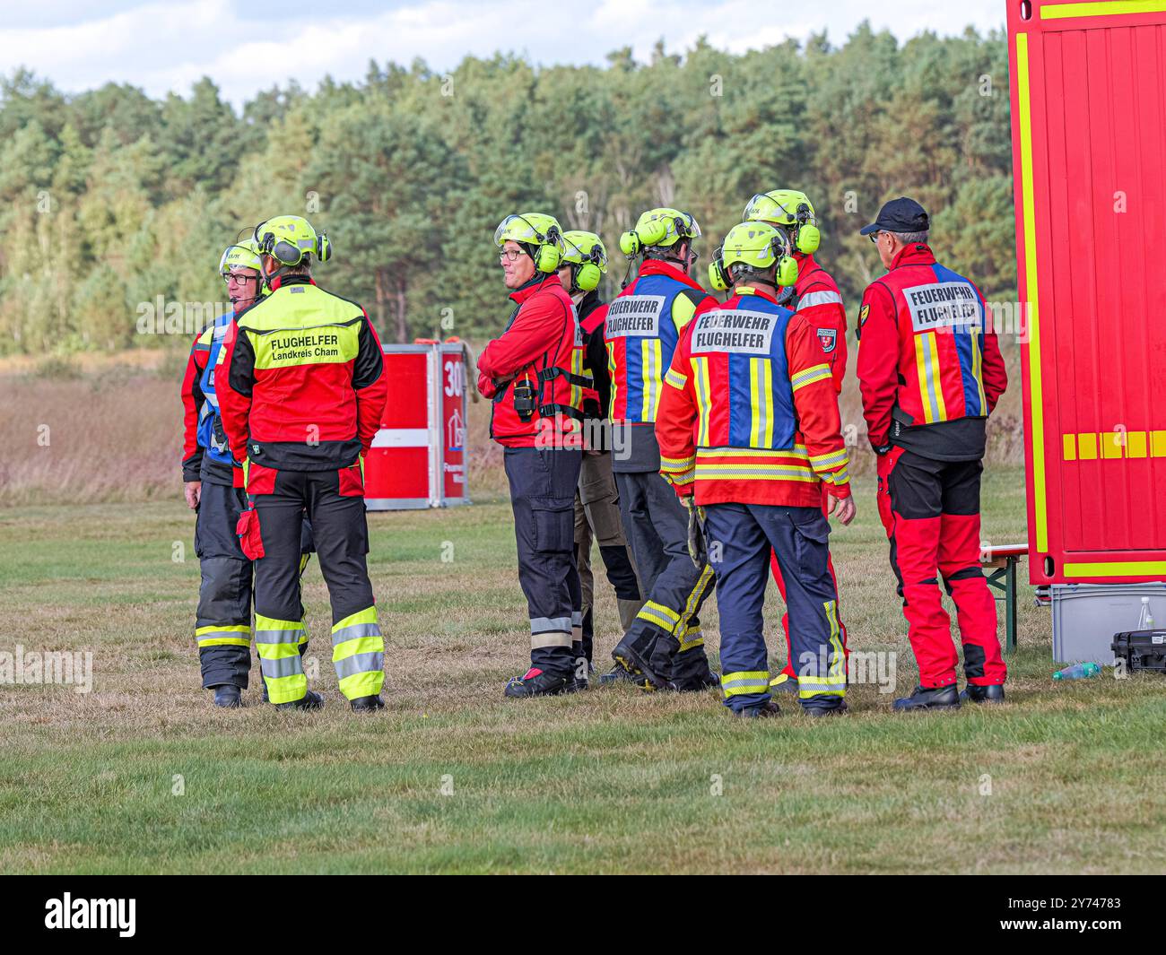 Großübung Eichkater 2024 Flughelfer der Feuerwehr koordinieren den ...