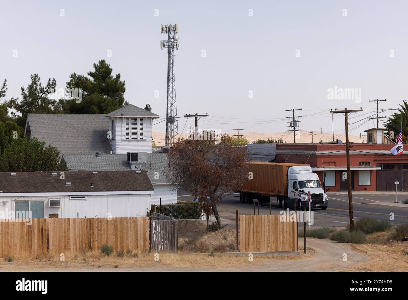 Maricopa, California, USA - September 20, 2024: Vehicles pass through ...