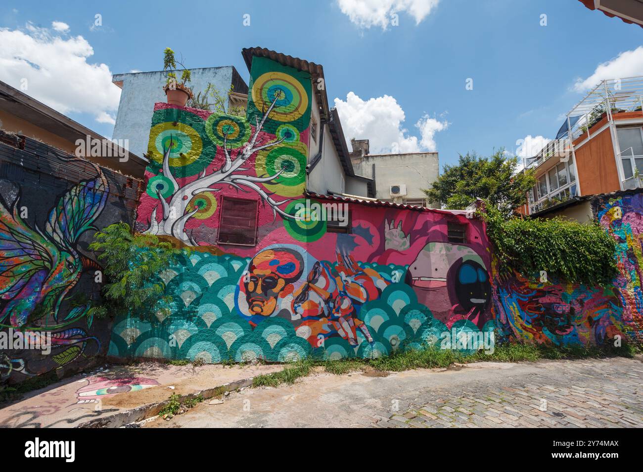 The Graffiti artwork on the walls of Beco do Batman, Batman alley, in ...
