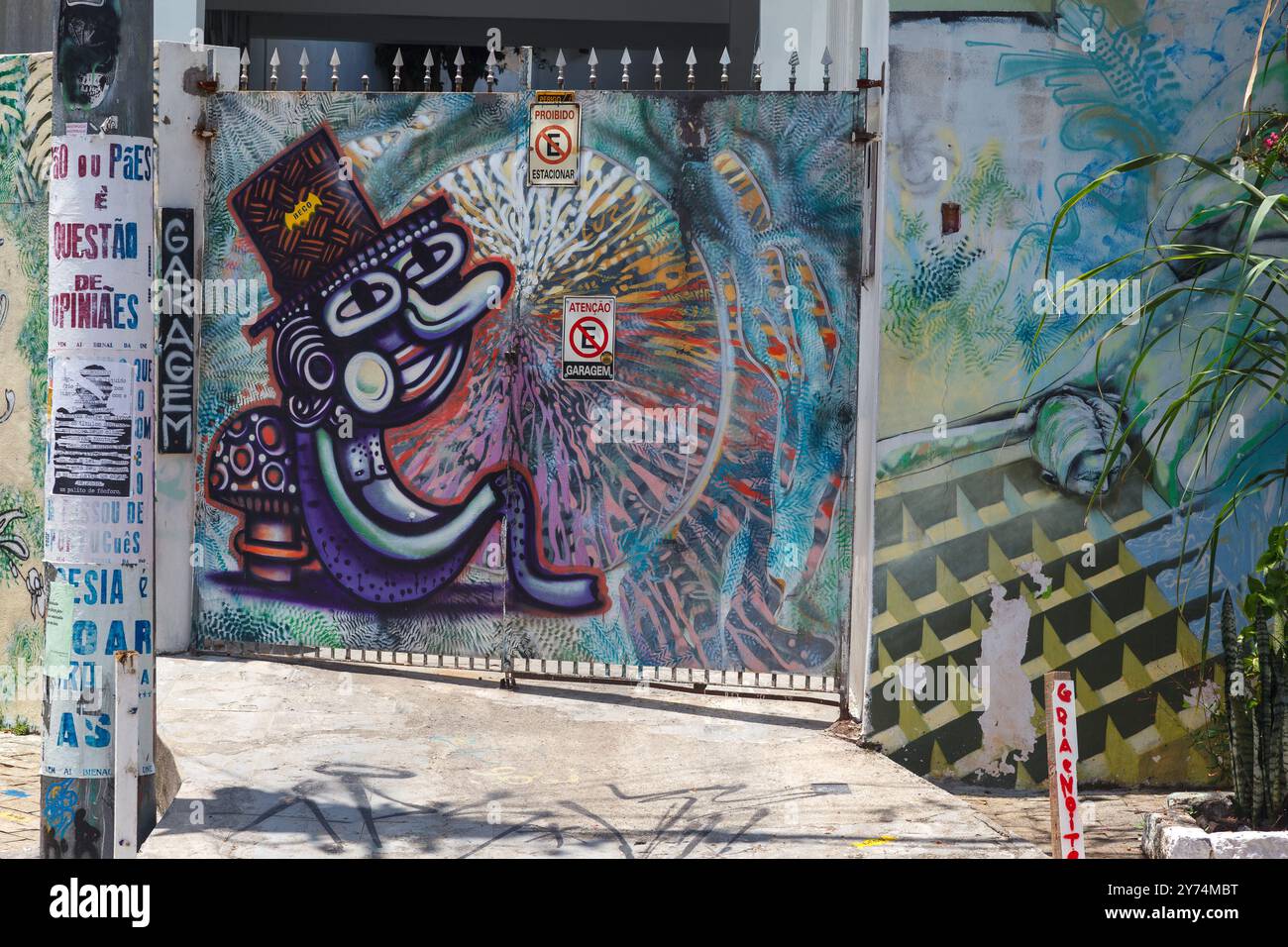 The Graffiti artwork on the walls of Beco do Batman, Batman alley, in ...