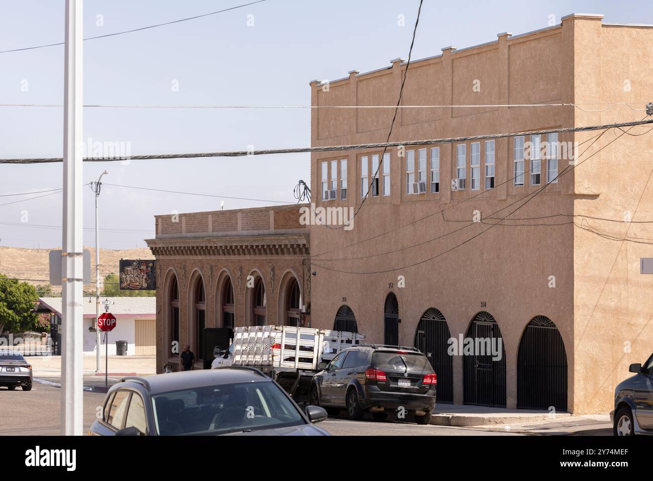 Sunlight shines on buildings hi-res stock photography and images - Alamy