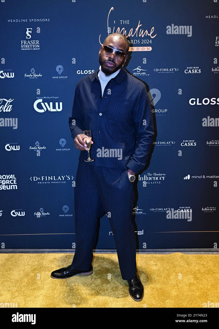 Worldstar hi-res stock photography and images - Alamy