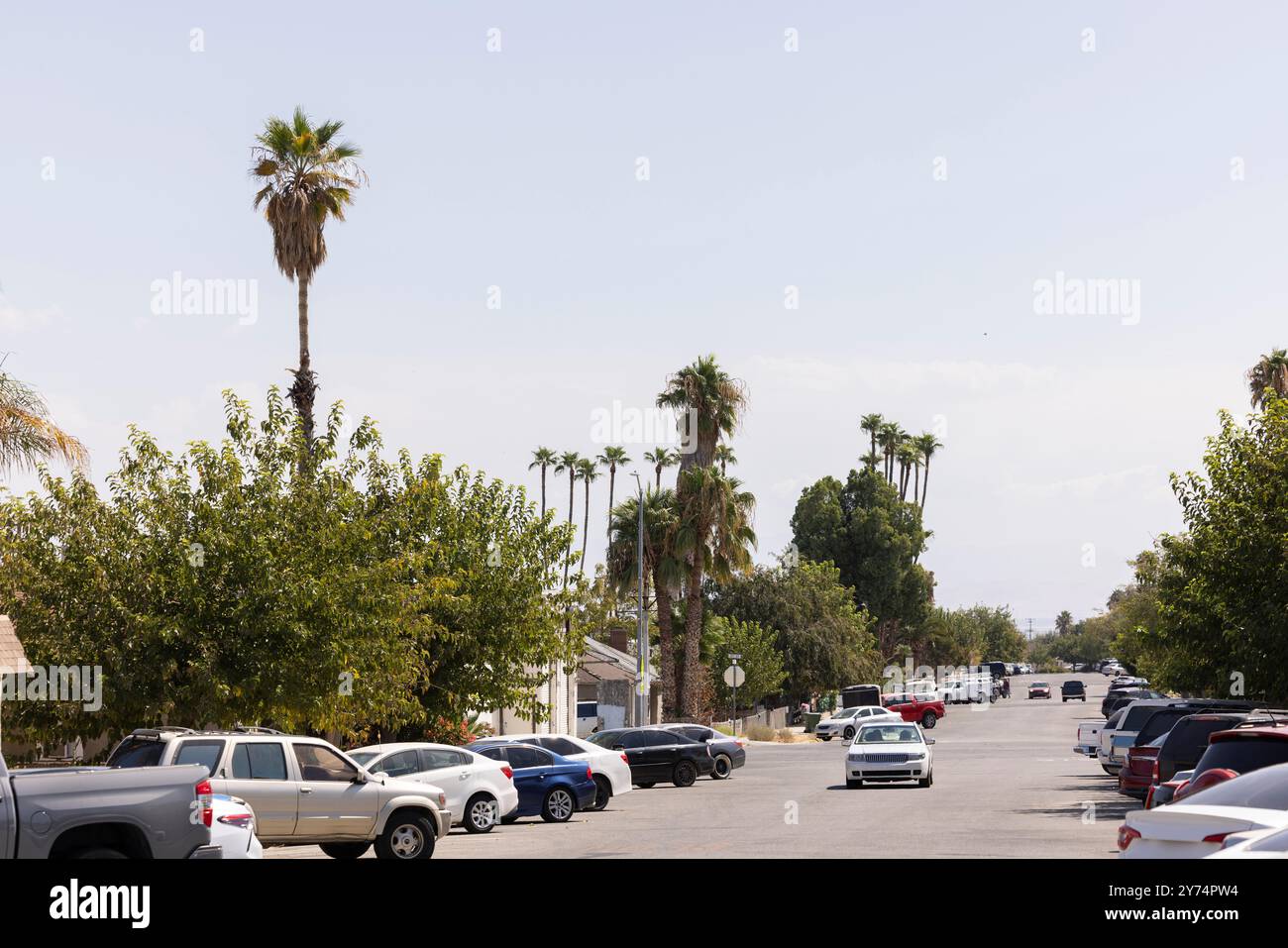 Daytime view of a neighborhood surrounding downtown Taft, California ...
