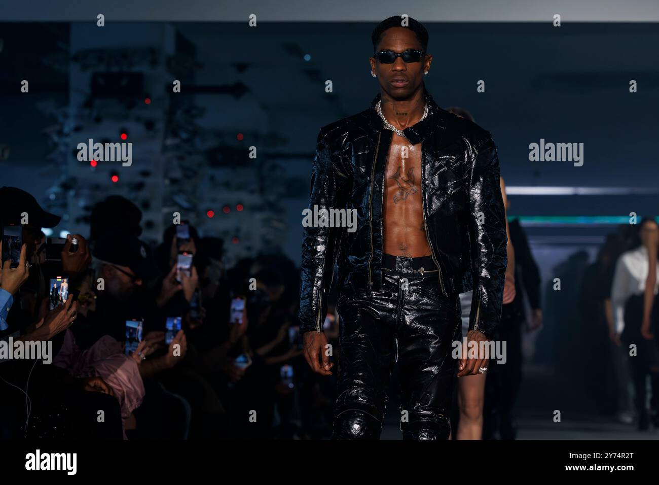 Paris, Frankreich. 27th Sep, 2024. Travis Scott at VETEMENTS Spring ...