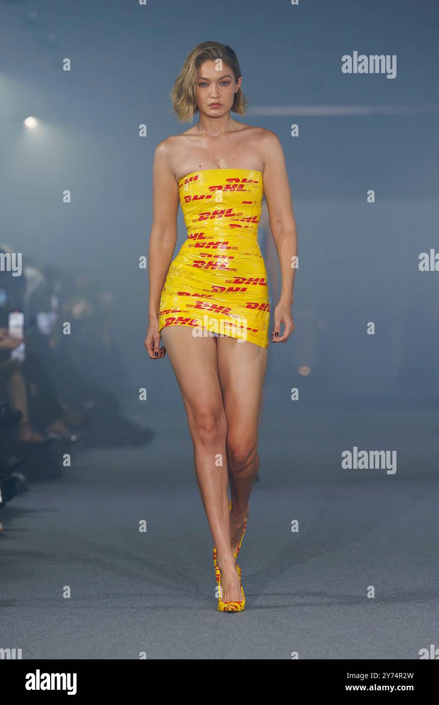 Paris, Frankreich. 27th Sep, 2024. Gigi Hadid at VETEMENTS Spring ...