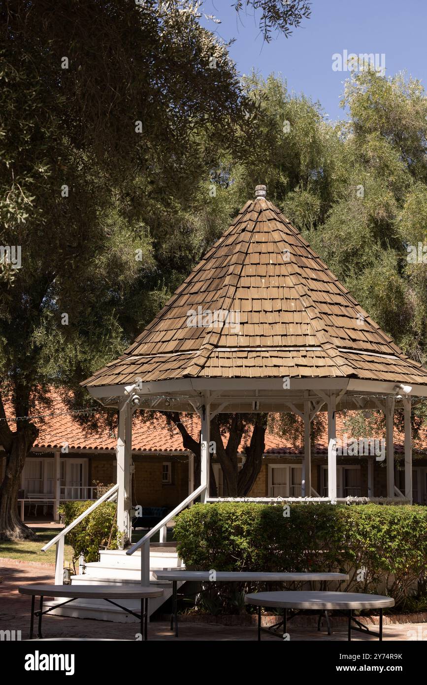 Daytime view of a park and historic downtown Taft, California, USA ...